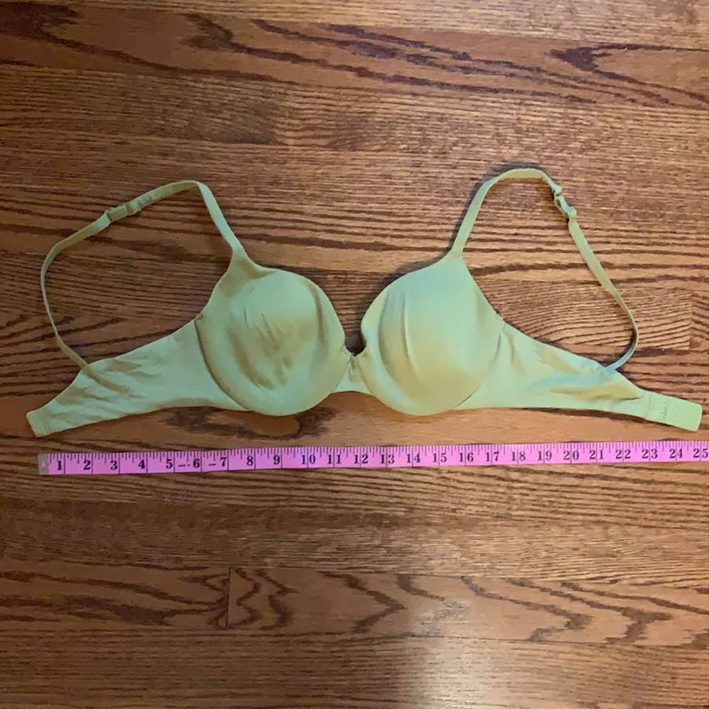 Light Green Victoria’s Secret Ipex Bra - Gem